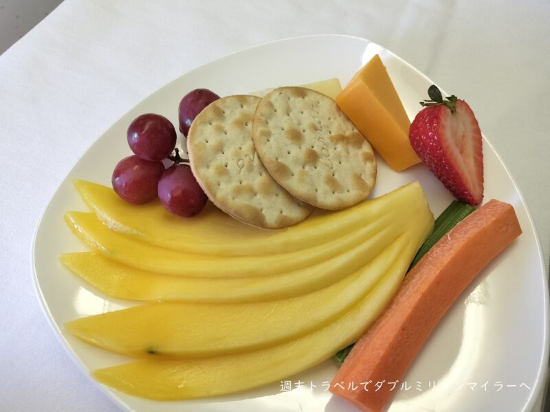 2025年9月アシアナ航空シアトル-ソウル仁川（SEA-ICN）OZ271ビジネスクラス【搭乗記】①フルフラットシートと美しい機内食を満喫